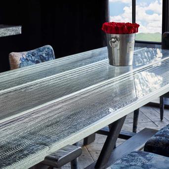 iceberg dining table